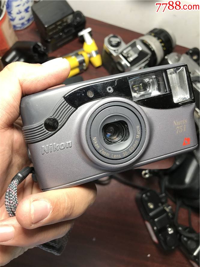 尼康75I相机__【7788收藏__收藏热线】