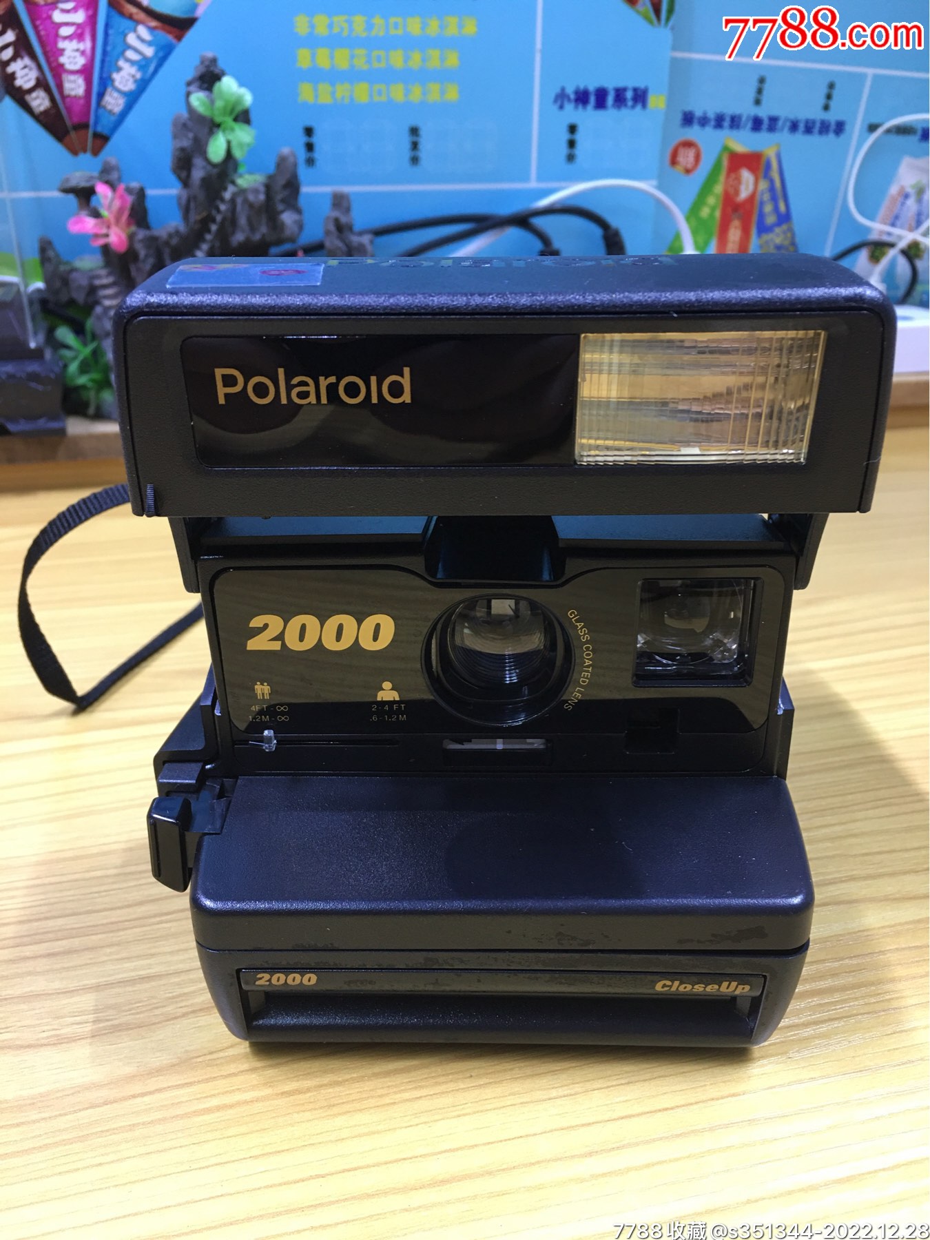 宝丽来2000彩色胶片拍立得相机__【7788商城】